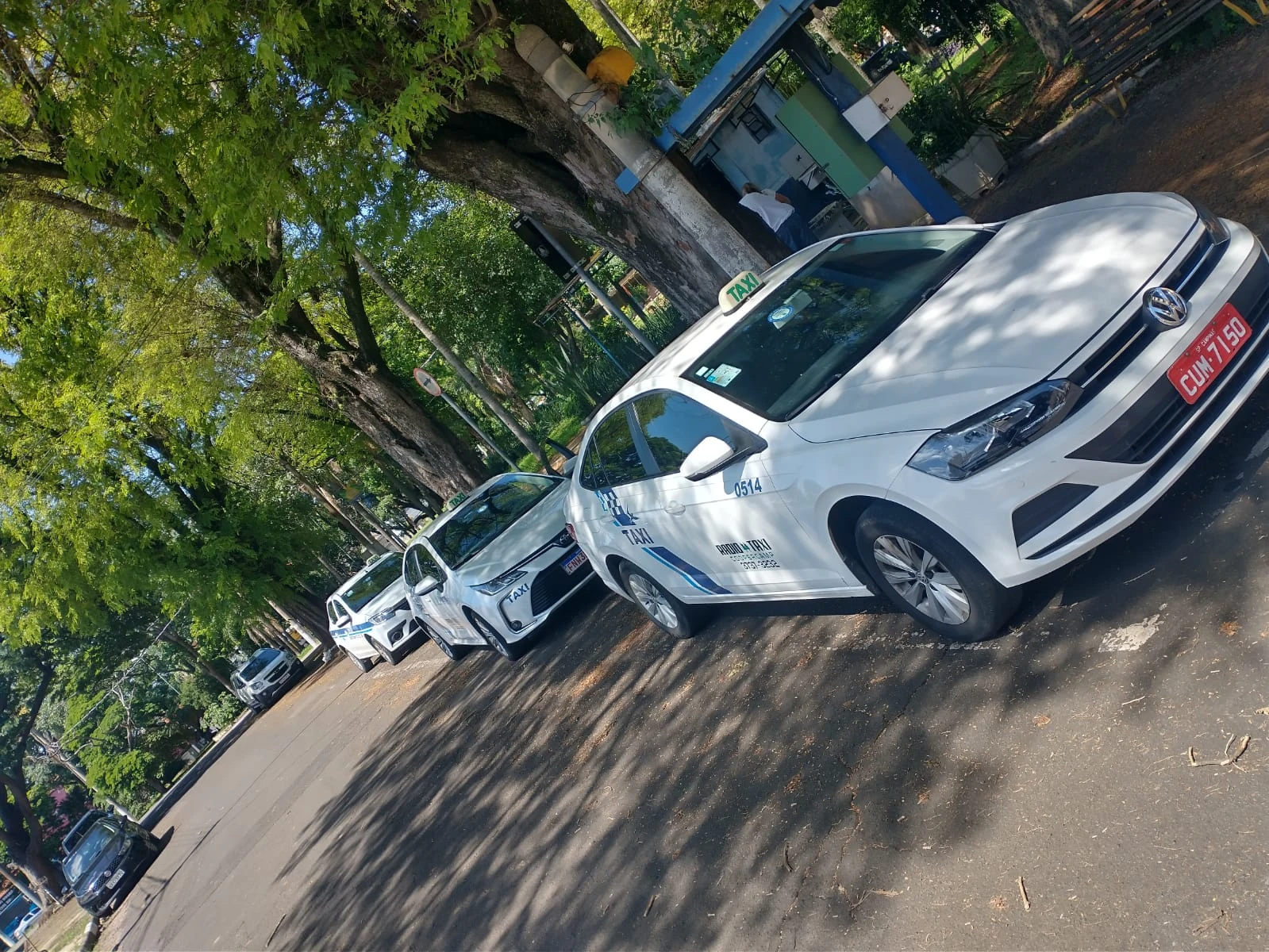 Táxi Campinas (19) 9 9699-4798 Whatsapp